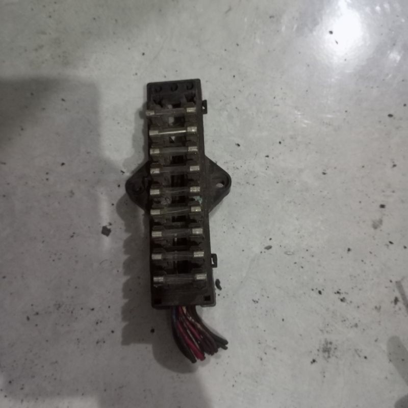 Jual fubox sikring fuse box bagian interior bawah dashboard Lancer SL ...