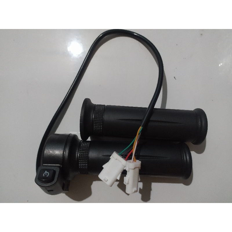 Jual Handle gas motor listrik T3/T3s atau sepeda listrik df 7 uwinfly ...