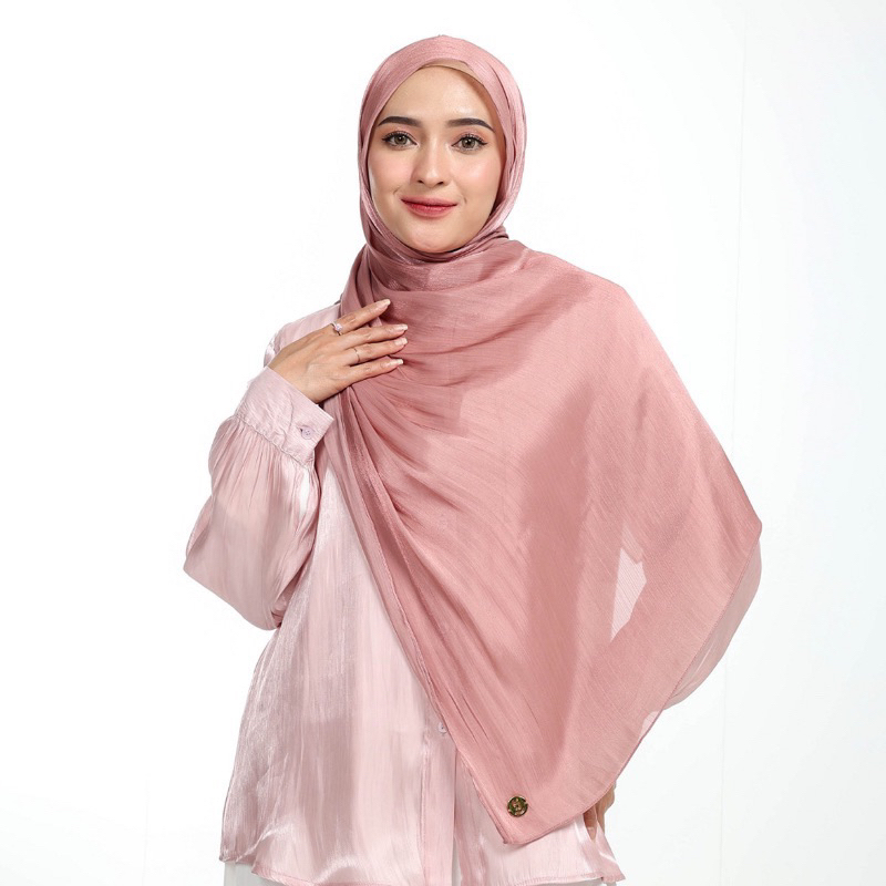 Jual Hijab Pashmina Shimmer Silk Premium premium || Hijab Shimmer ...