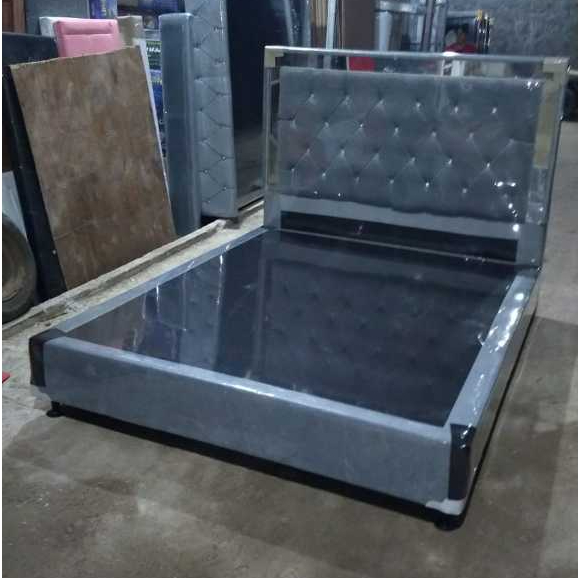 Jual Dipan Divan Sandaran List Cermin Tinggi Sandaran 135cm Bahan ...