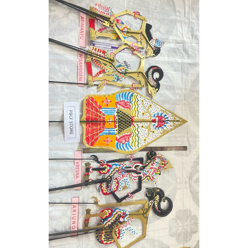 Jual WAYANG KERTAS PAKET WAYANG KOMPLIT GUNUNGAN KRESNA ARJUNA DLL ...