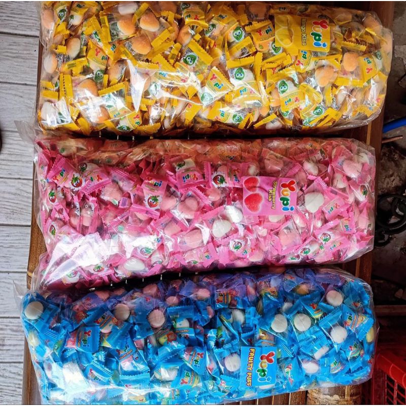 Jual Permen Yupi Love Strawberry /Mango kiss /Fruity Puff 1kg ...