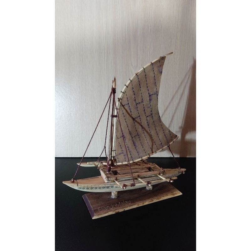 Jual Miniatur Perahu Layar / Canoe Hawaii Bahan Kayu | Shopee Indonesia