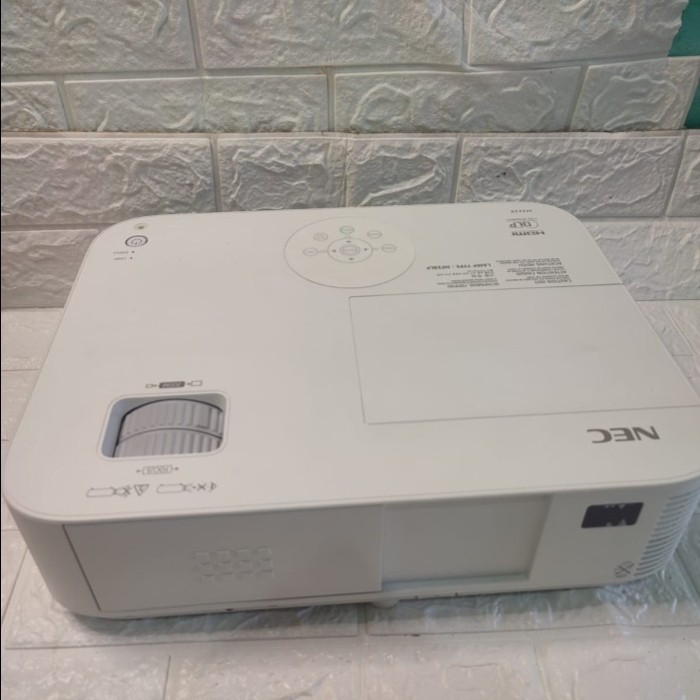 Jual Proyektor NEC M322X bukan NEC VE303G | Shopee Indonesia