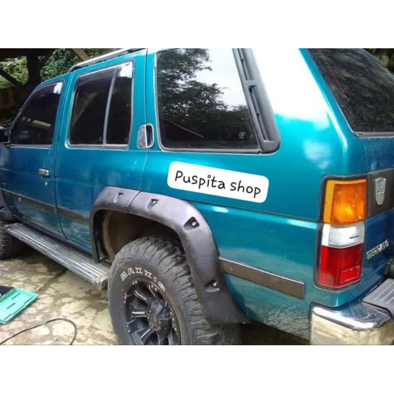 Jual OVER FENDER NISSAN TERRANO fender nissan terano 1997-2002 model ...