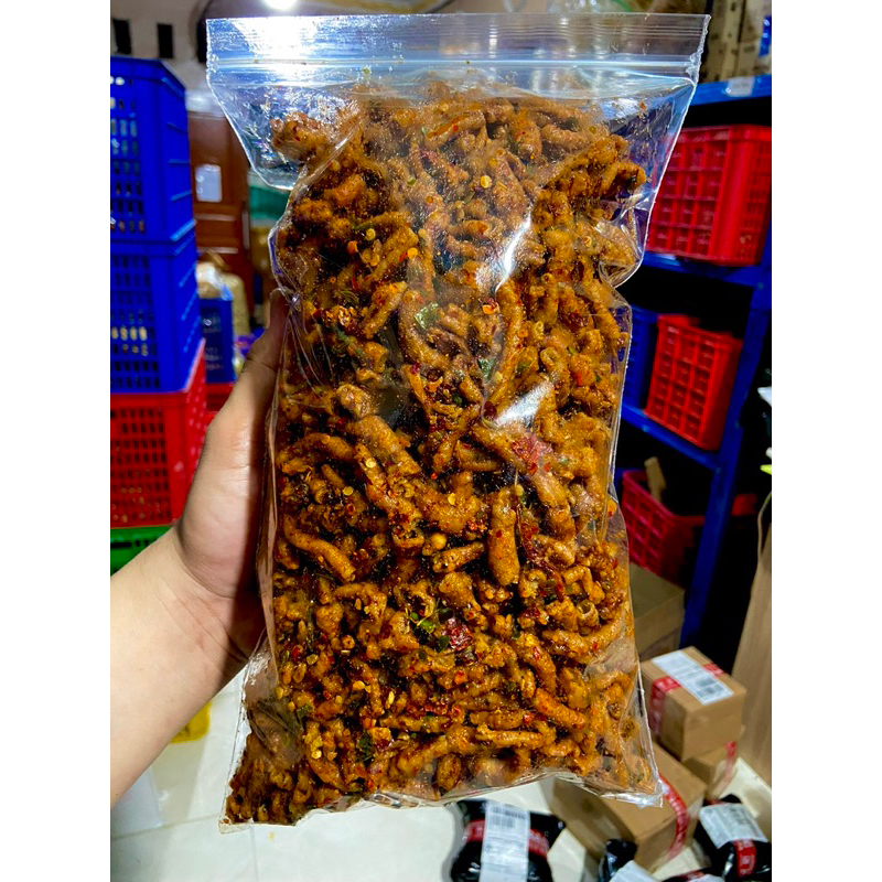 Jual Usus Krispi / kripik usus 1 KG / 1KG usus Crispy bumbu Pedas daun ...