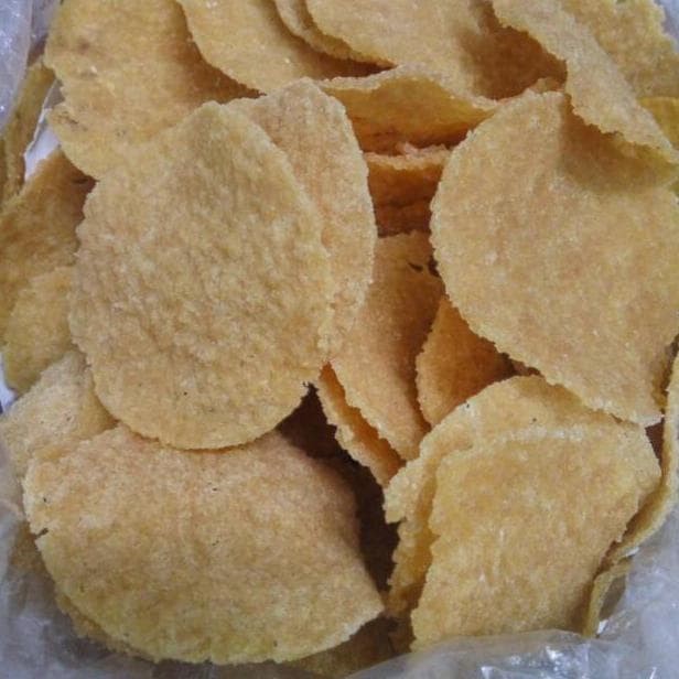 Jual 1 kg Kerupuk Gendar atau Puli Beras Mentah Siap Goreng - Gurih ...