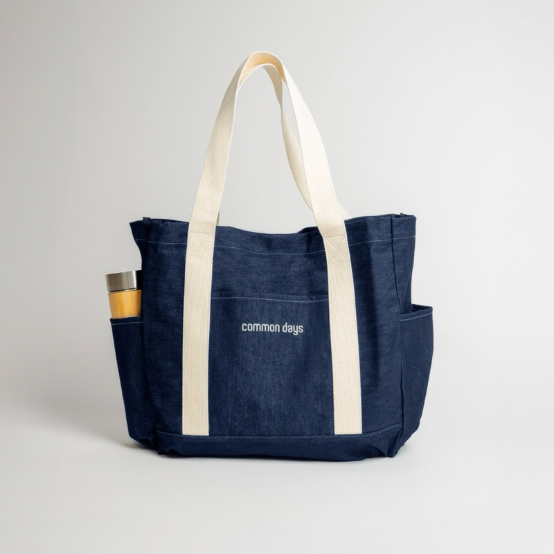 Jual Carry All V1 Denim Totebag Common Days | Shopee Indonesia