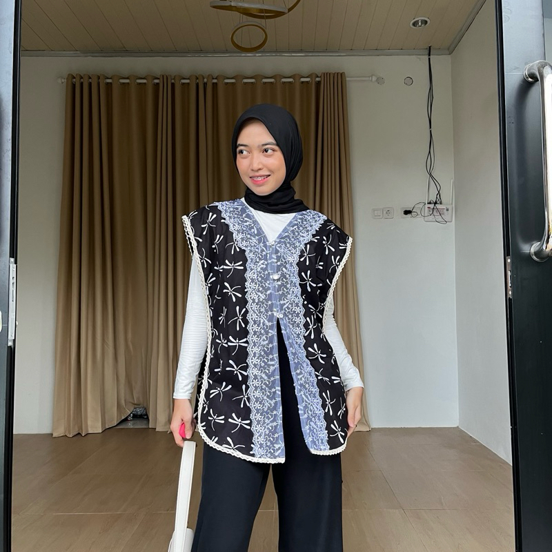 Jual Kayla vest Batik renda / vest kondangan / Vest Batik / Clowy vest ...