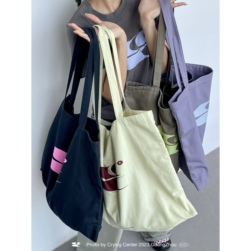 Jual CRYING CENTER CANVA BAG | Shopee Indonesia