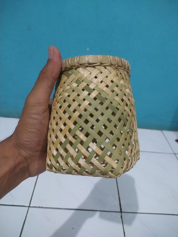 Jual kepis bambu Korang anyaman bambu tempat ikan | Shopee Indonesia