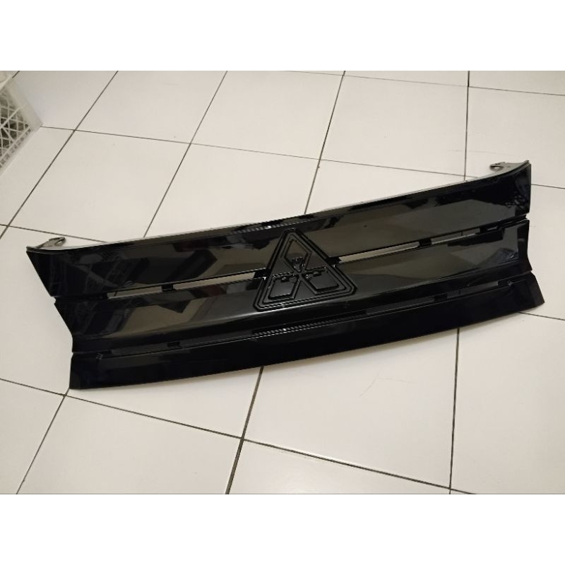 Jual gril grille radiator depan new MITSUBISHI EXPANDER th 2020 up ...
