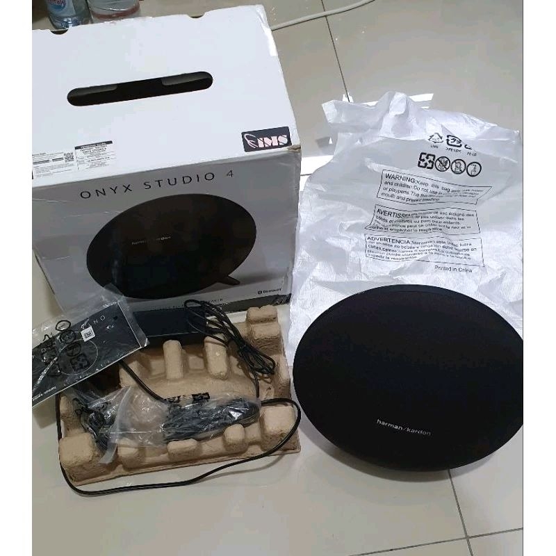 Jual Harman Kardon Onyx Studio 4 Ex Display Resmi IMS 100%ORIGINAL Seken Fullset Like New Not ...