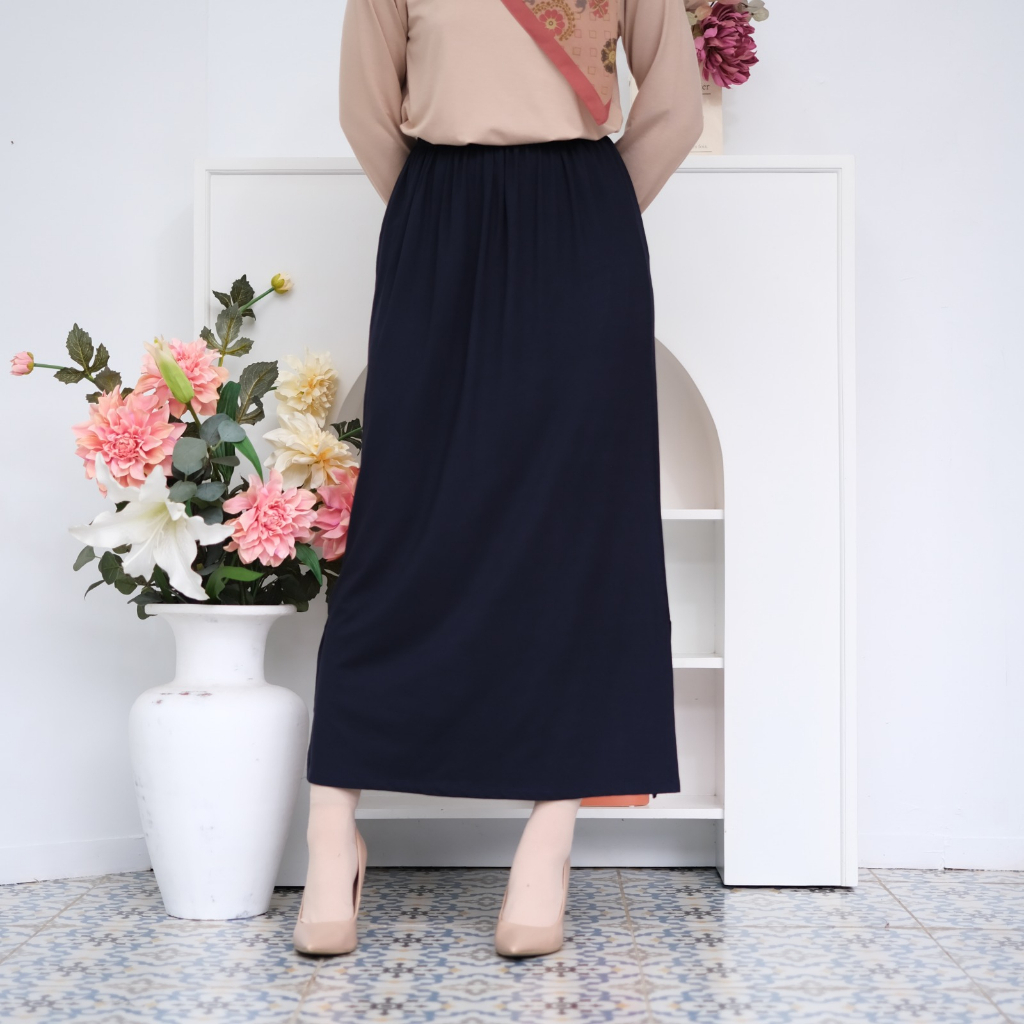 Jual Zoya Rok Muslim panjang polos Lana Basic Skirt | Shopee Indonesia