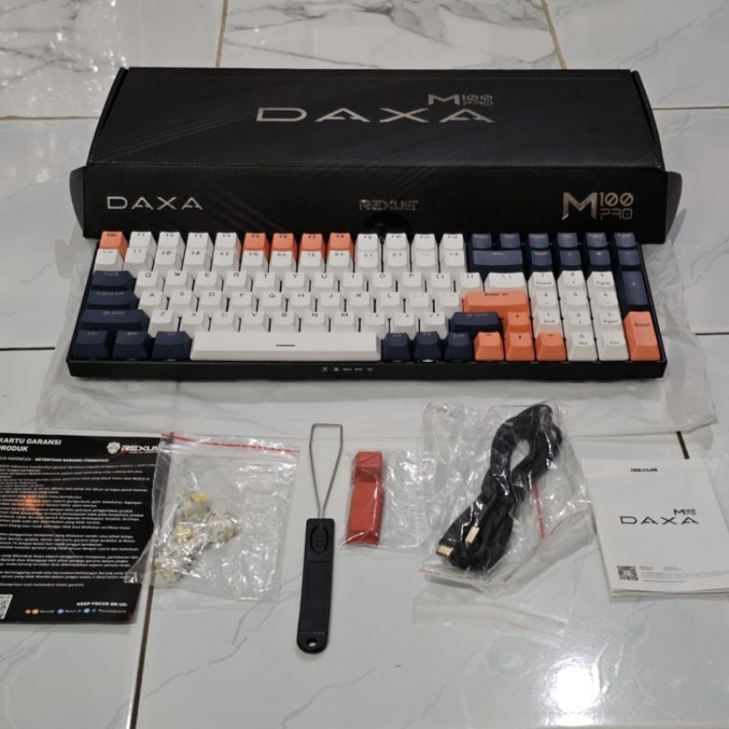 Jual REXUS DAXA M100 PRO Wired Mechanical - Gaming Keyboard - Gateron ...