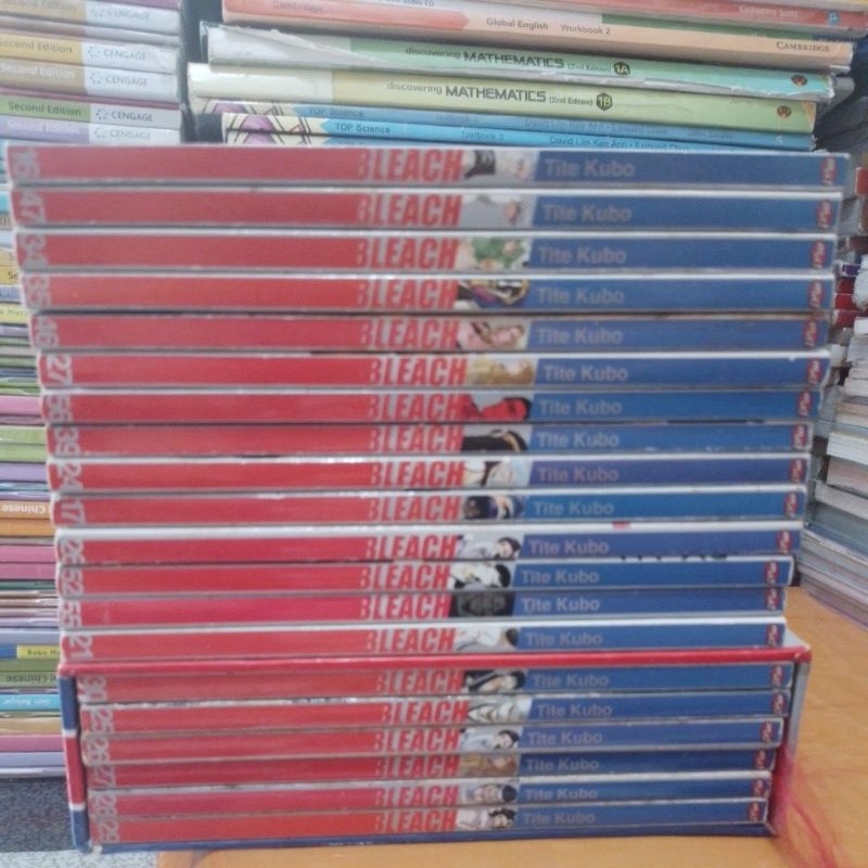 Jual Buku Komik BLEACH | Shopee Indonesia
