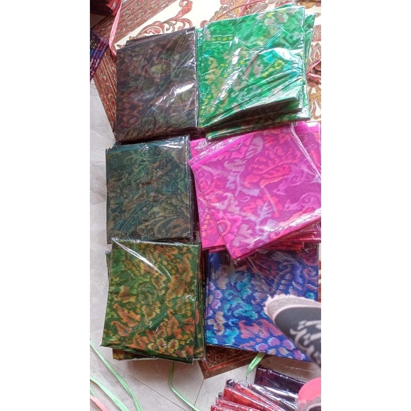 Jual TERBARU KAIN TENUN ENDEK PATRA PREMIUM ORIGINAL / KAIN SUTRA ...