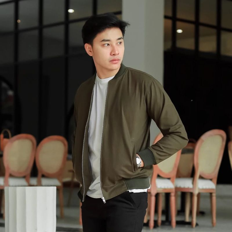 Jual JAKET BOMBER PRIA BAHAN CANVAS PREMIUM JAKET BOMBER POLOS JAKET ...
