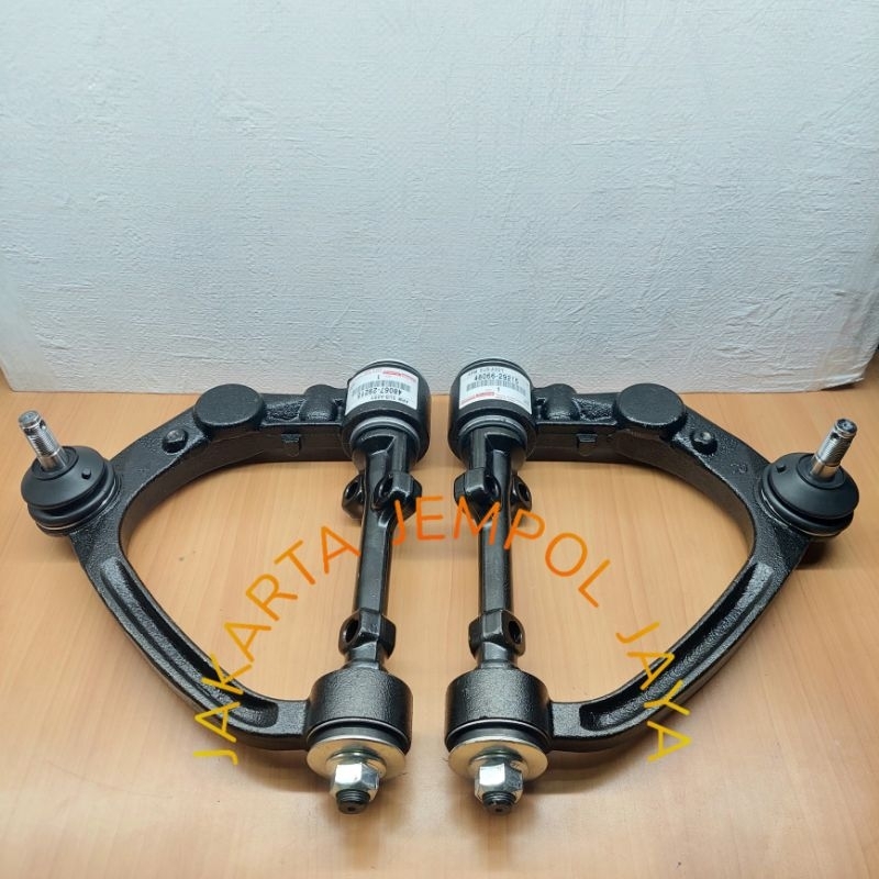 Jual UPPER ARM HIACE COMMUTER / UP ARM ASSY SAYAP ATAS HIACE COMMUTER ...