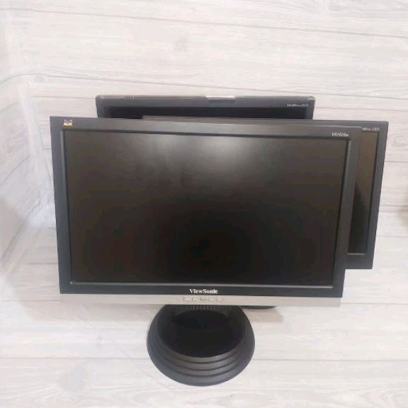 Jual monitor wide 16 inch lcd bergaransi | Shopee Indonesia