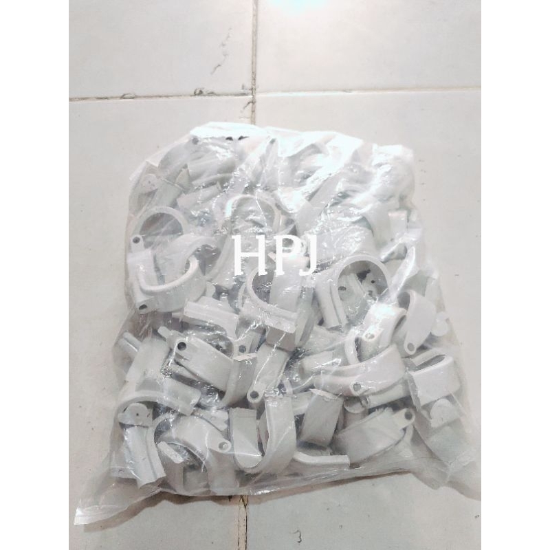 Jual Klem Pipa PVC isi 100 pcs , Klem Pipa Paralon PVC | Shopee Indonesia