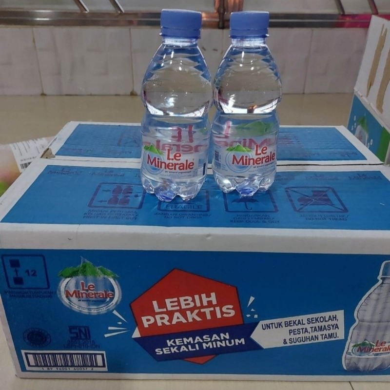Jual air minum le mineral botol 1 dus 330ml isi 24 pcs | Shopee Indonesia