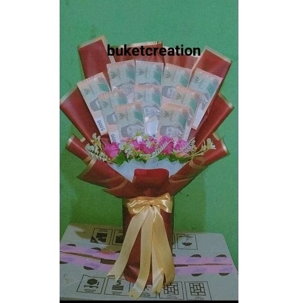 Jual money buket/buket kado pacar/ buket spesial/ buket graduation ...