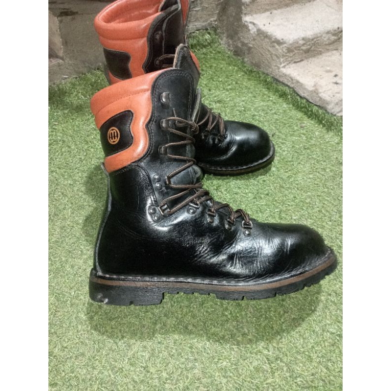 Jual TSAFETY BOOTS ORIGINAL BY TREEMEE CHAIN SAW MADE IN ITALY SZ 43 ...