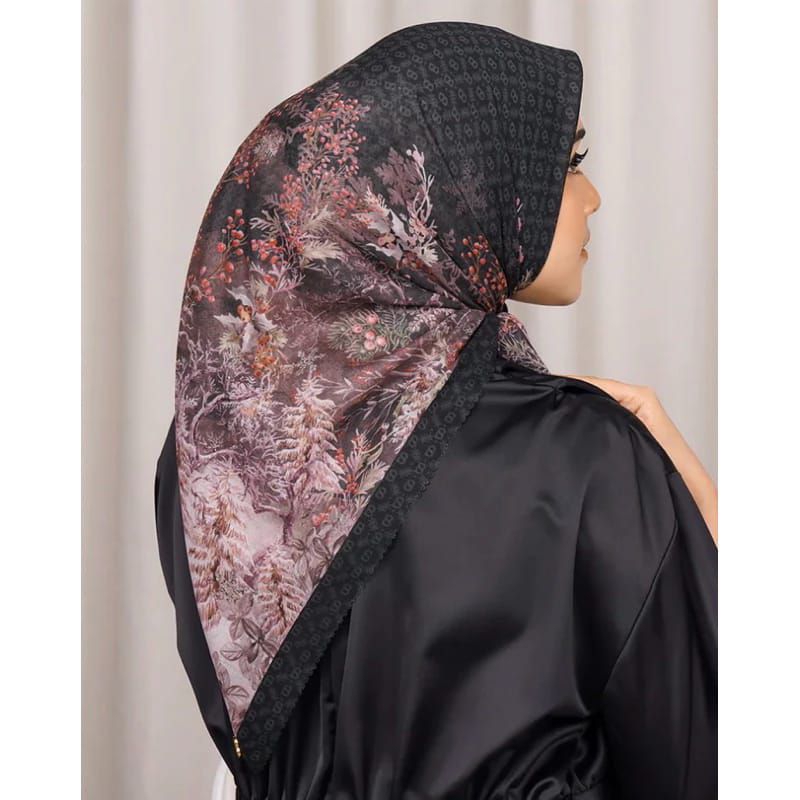 Jual Hijab Buttonscarves Jilbab Segi Empat Buttonscarves | Shopee Indonesia