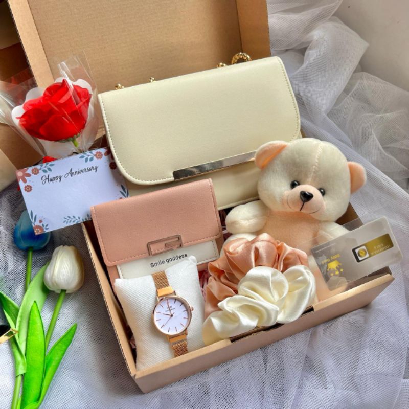 Jual HAMPERS GIFT BOX TAS WANITA | KADO ULTAH PACAR CEWEK | HADIAH ...