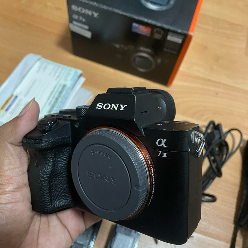 Jual kamera Sony A7iii body only fullset box | Shopee Indonesia