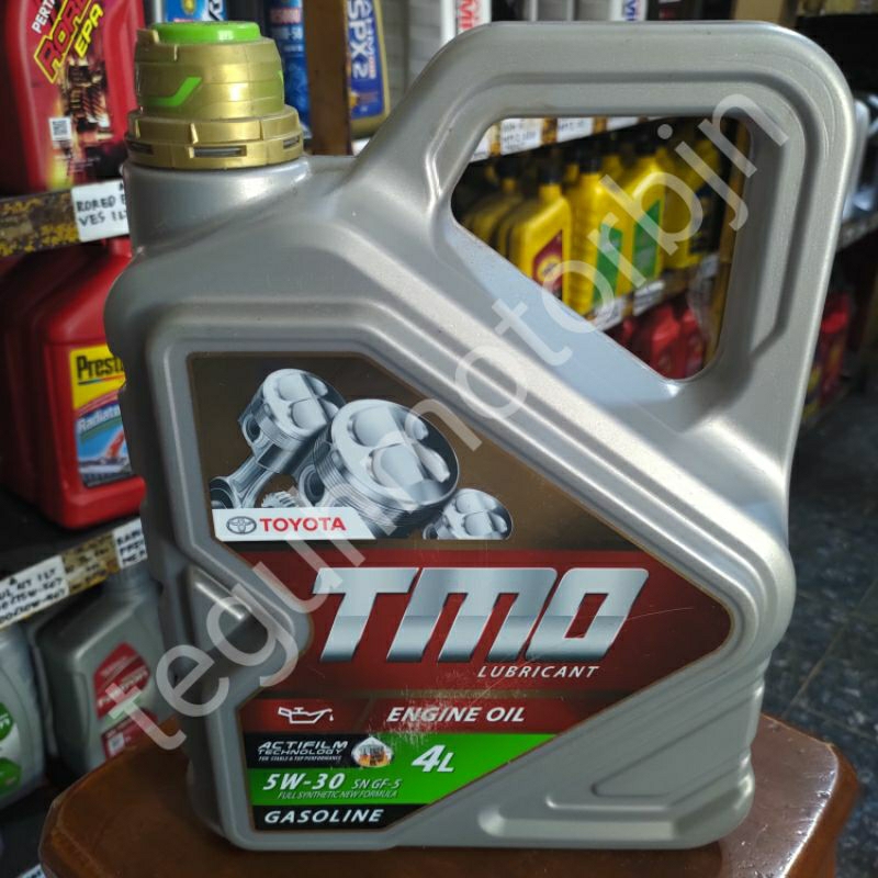 Jual Oli Mesin Toyota Motor Oil TMO Full Synthetic Formula Bensin 5W-30 ...