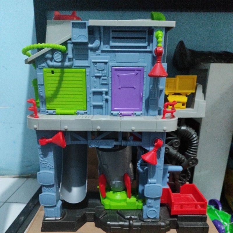 Jual Imaginext Minions The Rise of Gru Gadget Lair Playset with Minion ...
