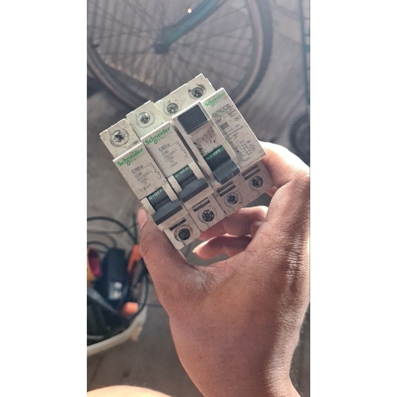 Jual MCB listrik | Shopee Indonesia