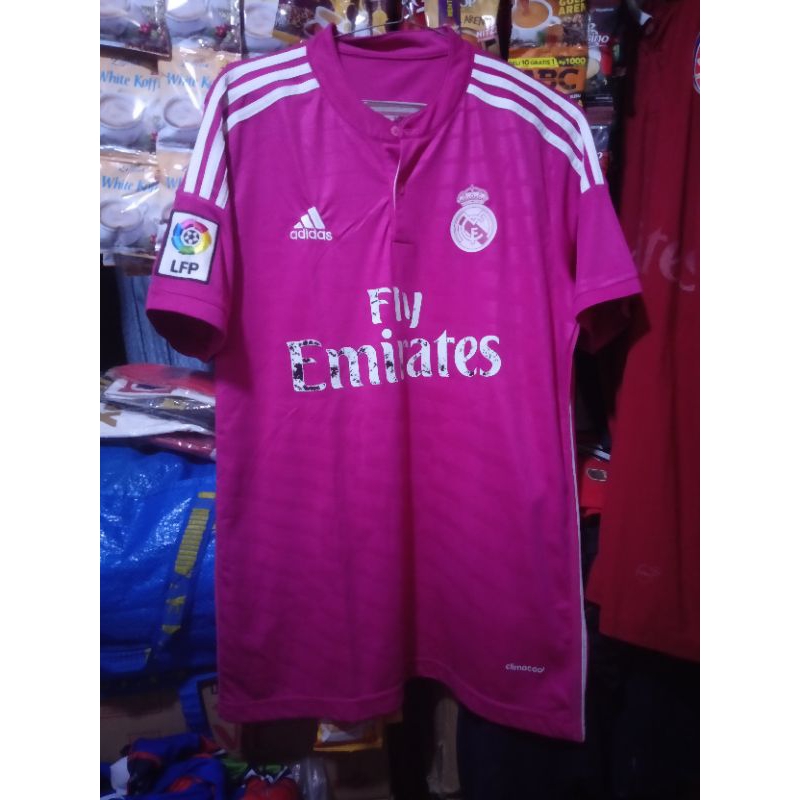 Jual Jersey retro real Madrid away pink | Shopee Indonesia