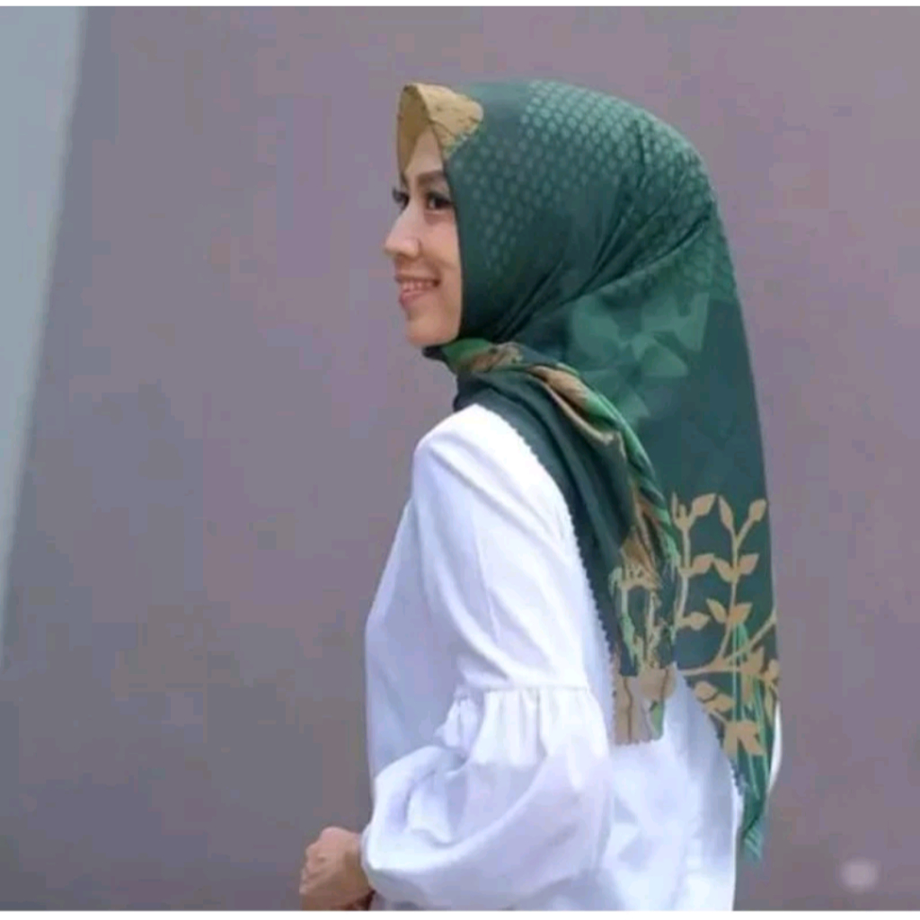 Jual PROMO JILBAB TERMURAH ZM Zaskia Mecca - Malea Mocca Scarf Kerudung Segi Empat mama_in ...