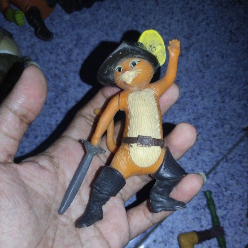 Jual 29-07-2024 happy meals mcd Figure Disney gingerbread gingy little ...