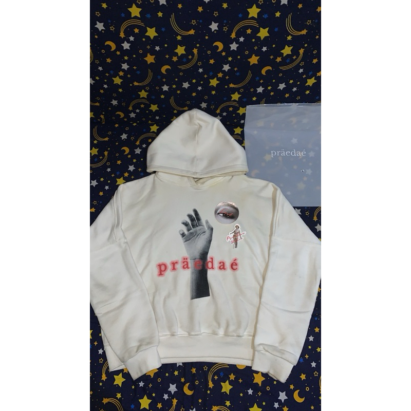 Jual PRAEDAE HOPELESS ROMANTIC WHITE | Shopee Indonesia