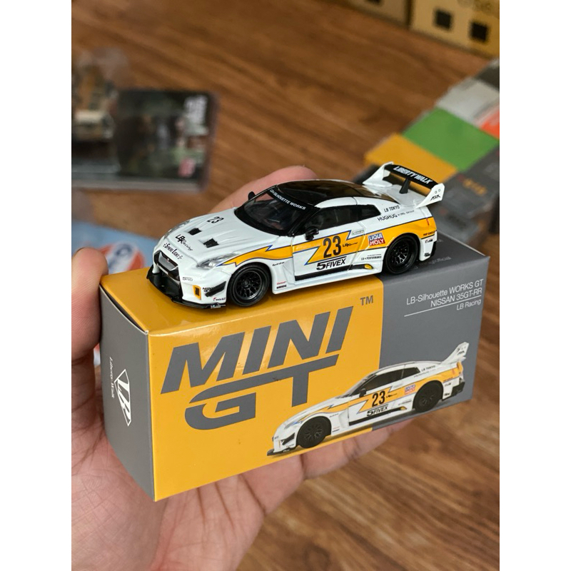 Jual mini gt skyline r35 lbwk unsealed | Shopee Indonesia