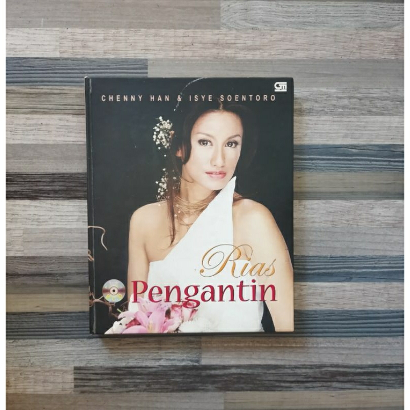 Jual BUKU RIAS PENGANTIN CHENNY HAN | Shopee Indonesia