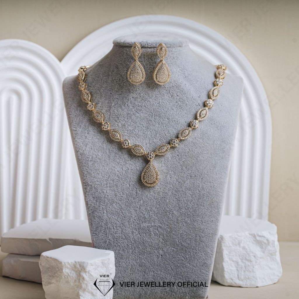 Jual Yori Edition Set 16315 Luxury Wedding Set, Set Perhiasan Mewah ...