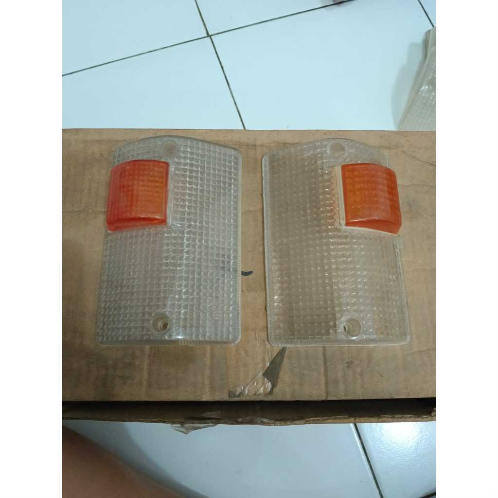 Jual MIKA LAMPU SEIN/CORNER LAMP/LAMPU RITING/SIGNAL LAMP L300 (OHPRS) | Shopee Indonesia