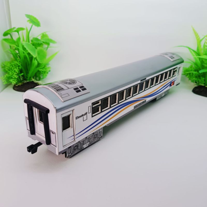 Jual MINIATUR KERETA EKSEKUTIF A | Shopee Indonesia