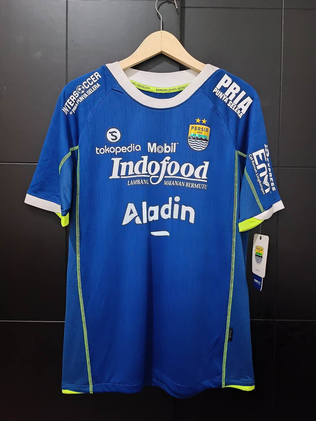 Jual JERSEY PERSIB HOME 2022-2023 ORIGINAL PLAYER ISSUE (KLOK 10 ...