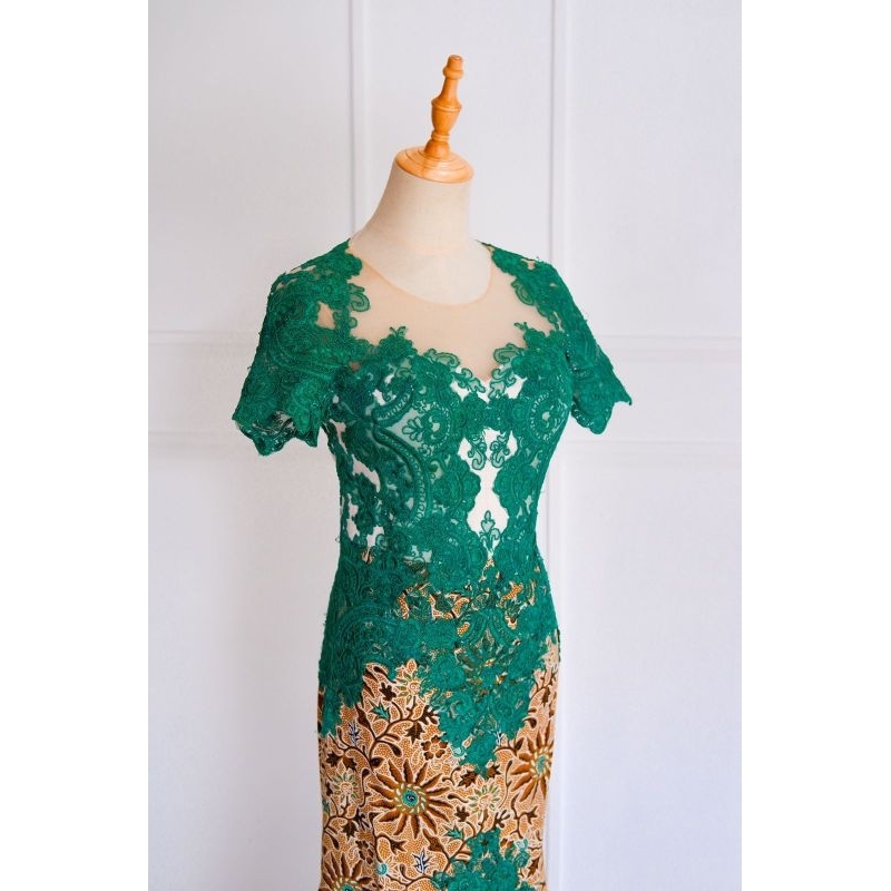 Jual Kebaya Emerald Green Tangan Pendek by Faydress Preloved Ex Rental ...