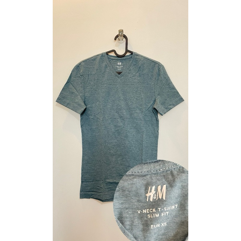 Jual PRELOVED BRANDED HNM tshirt slim fit | Shopee Indonesia