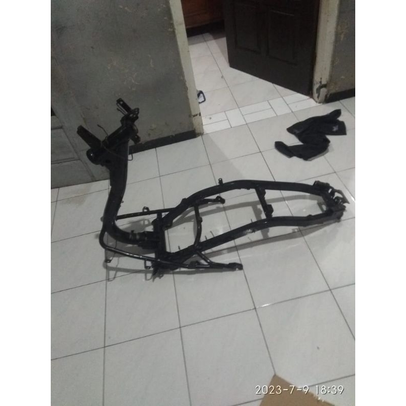 Jual frame/rangka motor honda beat karbulator.barang second original ...