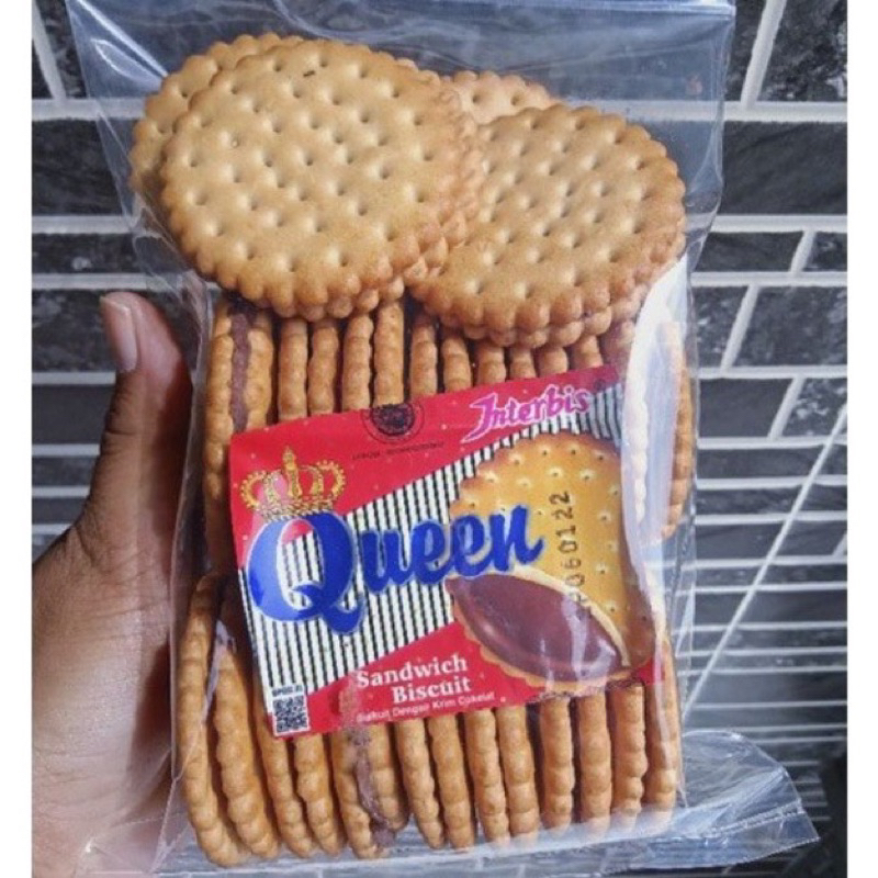 Jual Jajan jadul biscuit krim coklat ori merk Queen | Shopee Indonesia