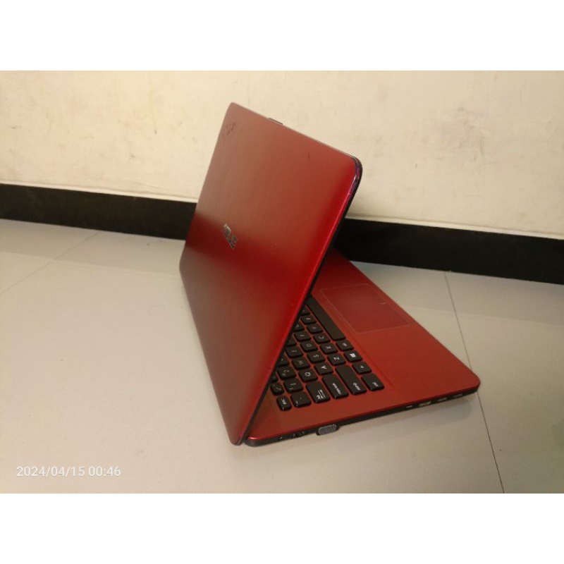 Jual Laptop Asus X441B AMD A4 Warna Merah | Shopee Indonesia
