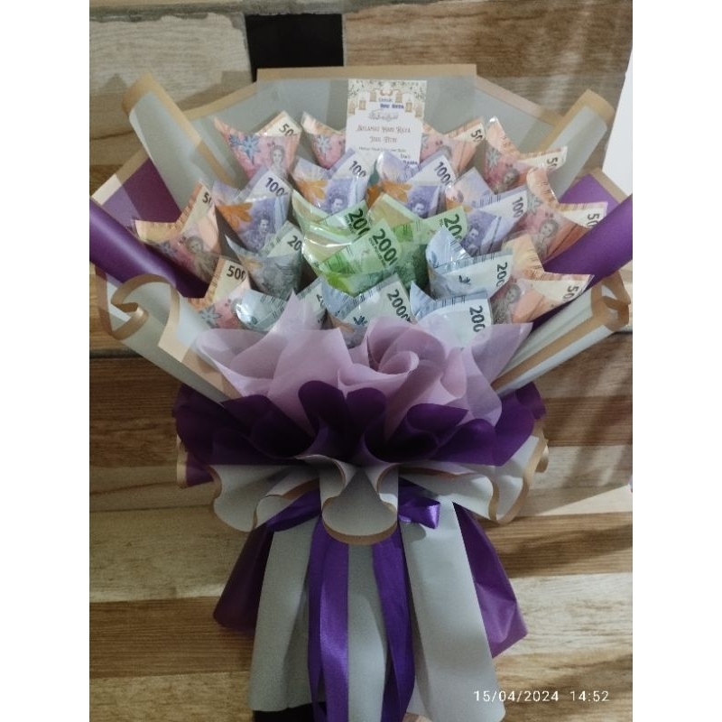 Jual buket uang model cone 20lembar | Shopee Indonesia